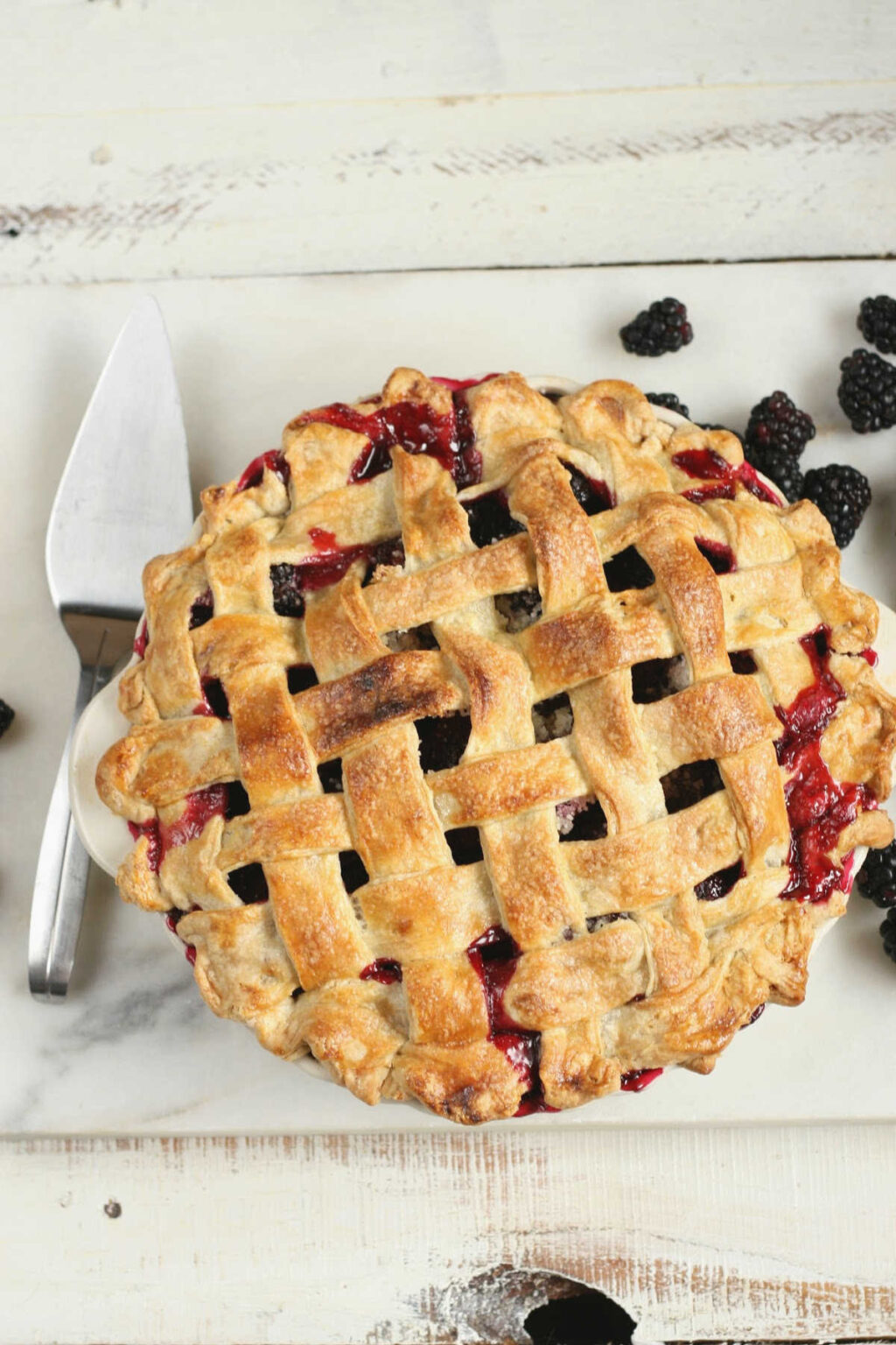 Blackberry Pie Recipe (Homemade Pie Crust) | A Farmgirl's Kitchen