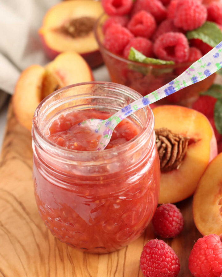 Dill Pickles Recipe (Refrigerator Dill Pickles) | A Farmgirl's Kitchen